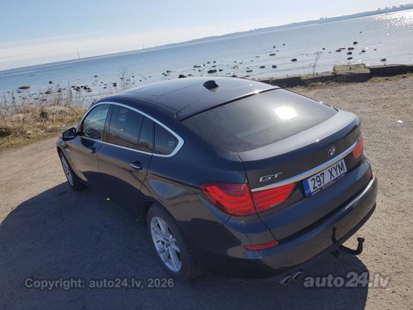 Pelēks BMW 5 Series 2011 Tallina, ar dzinēja tilpumu 3.00 L un nobraukumu 0 tūkst. km par 15000 €, foto 7 vietnē AUTOMOTO.COM.LV