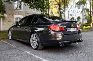 Pelēks BMW 5 Series 2011 Tallina, ar dzinēja tilpumu 3.00 L un nobraukumu 499 tūkst. km par 8999 €, foto 5 vietnē AUTOMOTO.COM.LV