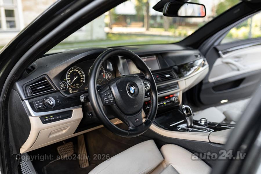 Pelēks BMW 5 Series 2011 Tallina, ar dzinēja tilpumu 3.00 L un nobraukumu 499 tūkst. km par 8999 €, foto 9 vietnē AUTOMOTO.COM.LV