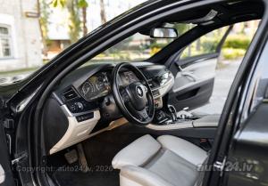Pelēks BMW 5 Series 2011 Tallina, ar dzinēja tilpumu 3.00 L un nobraukumu 499 tūkst. km par 8999 €, foto 12 vietnē AUTOMOTO.COM.LV