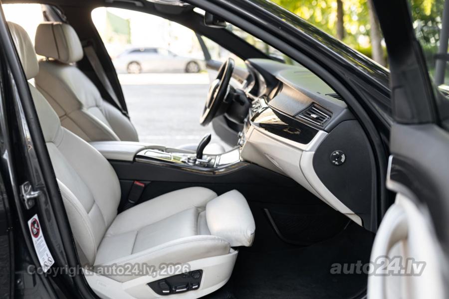 Pelēks BMW 5 Series 2011 Tallina, ar dzinēja tilpumu 3.00 L un nobraukumu 499 tūkst. km par 8999 €, foto 16 vietnē AUTOMOTO.COM.LV