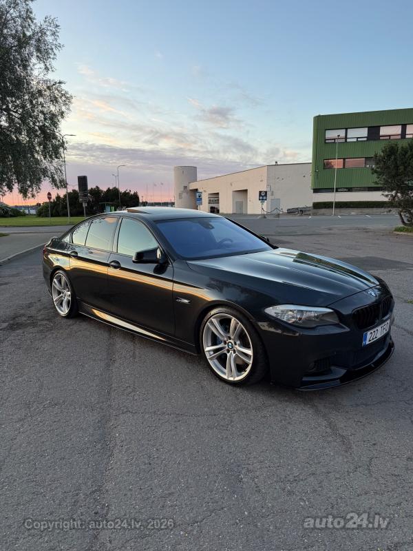 Pelēks BMW 5 Series 2011 Tallina, ar dzinēja tilpumu 3.00 L un nobraukumu 326 tūkst. km par 14900 €, foto 2 vietnē AUTOMOTO.COM.LV