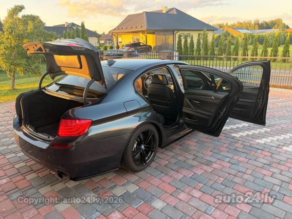 Grey BMW 5 Series 2011 in Tartu, with an engine capacity of 3.00 L and mileage of 339 thousand km for 13500 €, photo 3 on AUTOMOTO.COM.LV