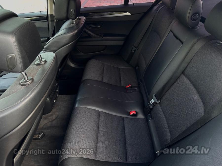 Pelēks BMW 5 Series 2011 Tartu, ar dzinēja tilpumu 2.00 L un nobraukumu 294 tūkst. km par 6499 €, foto 10 vietnē AUTOMOTO.COM.LV