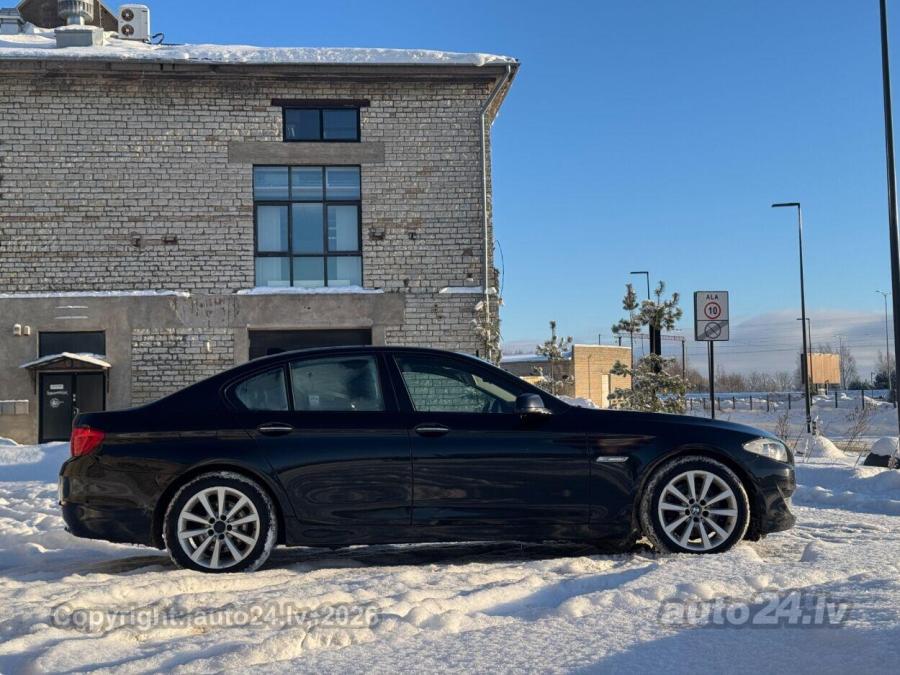 Grey BMW 5 Series 2012 in Tallinn, with an engine capacity of 2.00 L and mileage of 315 thousand km for 10500 €, photo 5 on AUTOMOTO.COM.LV