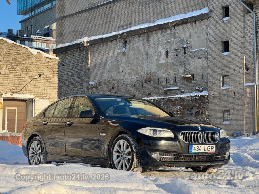 Grey BMW 5 Series 2012 in Tallinn, with an engine capacity of 2.00 L and mileage of 315 thousand km for 10500 €, photo 2 on AUTOMOTO.COM.LV