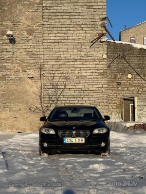 Grey BMW 5 Series 2012 in Tallinn, with an engine capacity of 2.00 L and mileage of 315 thousand km for 10500 €, photo 3 on AUTOMOTO.COM.LV