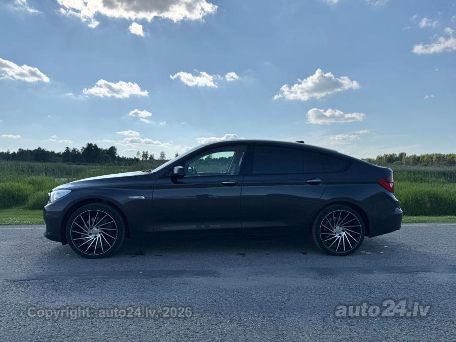 Pelēks BMW 5 Series 2013 Veru, ar dzinēja tilpumu 3.00 L un nobraukumu 232 tūkst. km par 13500 €, foto 3 vietnē AUTOMOTO.COM.LV