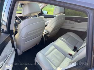 Pelēks BMW 5 Series 2013 Veru, ar dzinēja tilpumu 3.00 L un nobraukumu 232 tūkst. km par 13500 €, foto 7 vietnē AUTOMOTO.COM.LV