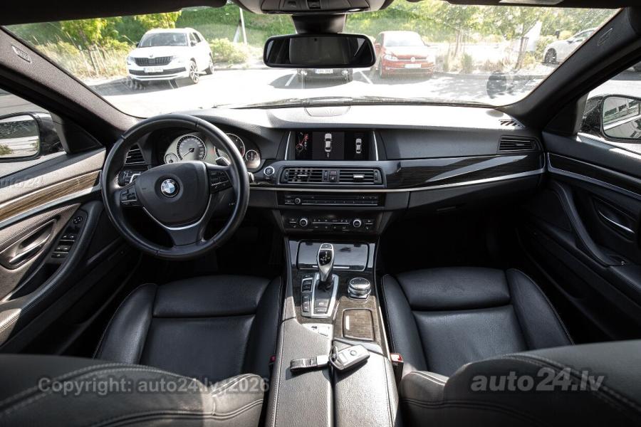Pelēks BMW 5 Series 2014 Tallina, ar dzinēja tilpumu 3.00 L un nobraukumu 310 tūkst. km par 12500 €, foto 4 vietnē AUTOMOTO.COM.LV