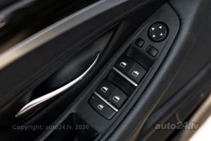 Pelēks BMW 5 Series 2014 Tallina, ar dzinēja tilpumu 3.00 L un nobraukumu 310 tūkst. km par 12500 €, foto 9 vietnē AUTOMOTO.COM.LV
