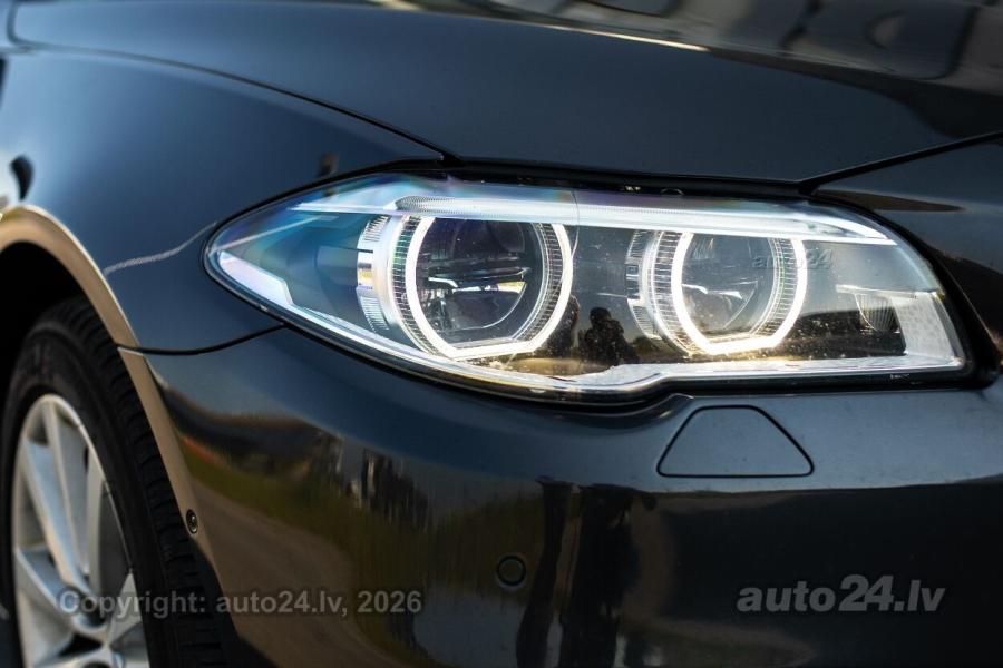 Pelēks BMW 5 Series 2014 Tallina, ar dzinēja tilpumu 3.00 L un nobraukumu 310 tūkst. km par 12500 €, foto 13 vietnē AUTOMOTO.COM.LV