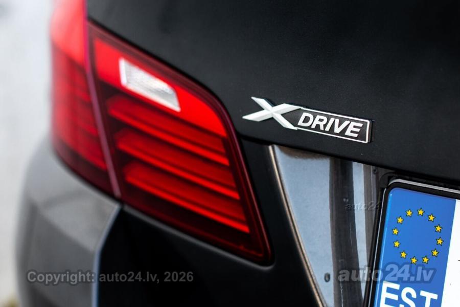 Pelēks BMW 5 Series 2014 Tallina, ar dzinēja tilpumu 3.00 L un nobraukumu 310 tūkst. km par 12500 €, foto 14 vietnē AUTOMOTO.COM.LV