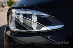 Pelēks BMW 5 Series 2014 Tallina, ar dzinēja tilpumu 3.00 L un nobraukumu 310 tūkst. km par 12500 €, foto 17 vietnē AUTOMOTO.COM.LV