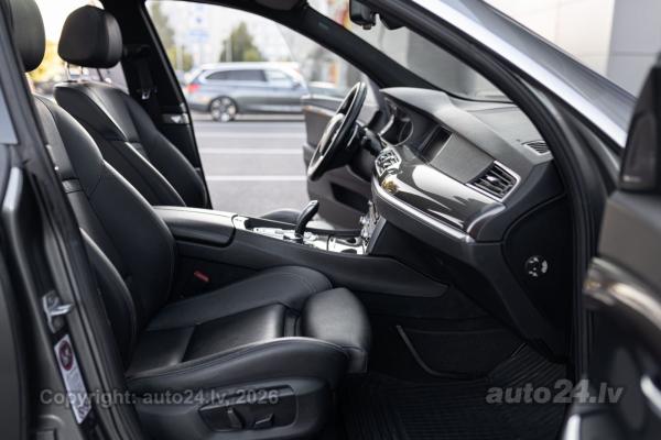 BMW 5 Series 2014 Tallina vietnē Pelēks BMW 5 Series 2014 Tallina, ar dzinēja tilpumu 2.00 L un nobraukumu 290 tūkst. km par 10990 €, foto 11 vietnē AUTOMOTO.COM.LV