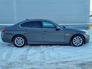 Grey BMW 5 Series 2015 in Tallinn, with an engine capacity of 3.00 L and mileage of 258 thousand km for 13890 €, photo 5 on AUTOMOTO.COM.LV