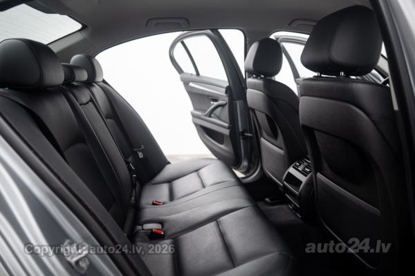 Pelēks BMW 5 Series 2015 Tallina, ar dzinēja tilpumu 2.00 L un nobraukumu 249 tūkst. km par 11999 €, foto 10 vietnē AUTOMOTO.COM.LV