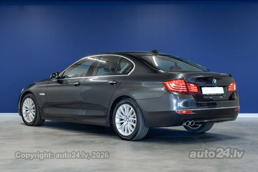 Grey BMW 5 Series 2015 in Tallinn, with an engine capacity of 2.00 L and mileage of 139 thousand km for 17900 €, photo 5 on AUTOMOTO.COM.LV