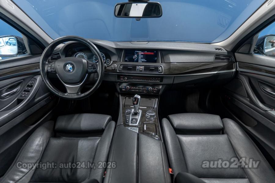 Grey BMW 5 Series 2015 in Tallinn, with an engine capacity of 2.00 L and mileage of 139 thousand km for 17900 €, photo 8 on AUTOMOTO.COM.LV