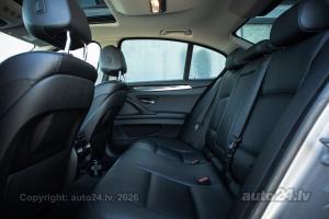 Pelēks BMW 5 Series 2016 Tallina, ar dzinēja tilpumu 2.00 L un nobraukumu 228 tūkst. km par 15800 €, foto 5 vietnē AUTOMOTO.COM.LV