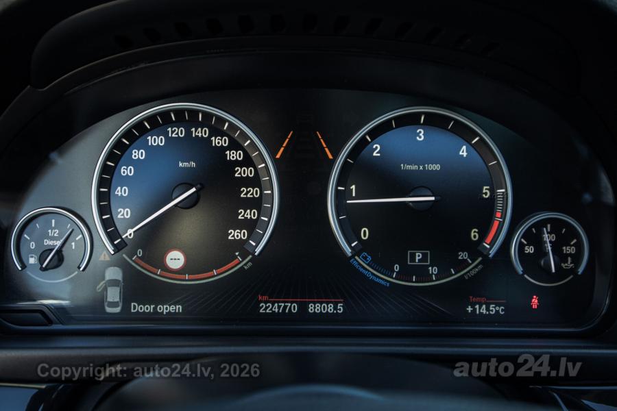 Pelēks BMW 5 Series 2016 Tallina, ar dzinēja tilpumu 2.00 L un nobraukumu 228 tūkst. km par 15800 €, foto 18 vietnē AUTOMOTO.COM.LV