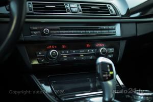 Pelēks BMW 5 Series 2016 Tallina, ar dzinēja tilpumu 2.00 L un nobraukumu 228 tūkst. km par 15800 €, foto 20 vietnē AUTOMOTO.COM.LV