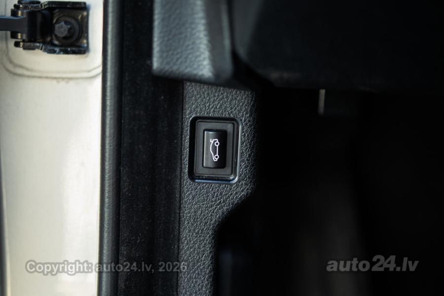 Pelēks BMW 5 Series 2016 Tallina, ar dzinēja tilpumu 2.00 L un nobraukumu 228 tūkst. km par 15800 €, foto 21 vietnē AUTOMOTO.COM.LV