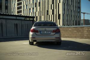 Pelēks BMW 5 Series 2016 Tallina, ar dzinēja tilpumu 2.00 L un nobraukumu 228 tūkst. km par 15800 €, foto 28 vietnē AUTOMOTO.COM.LV