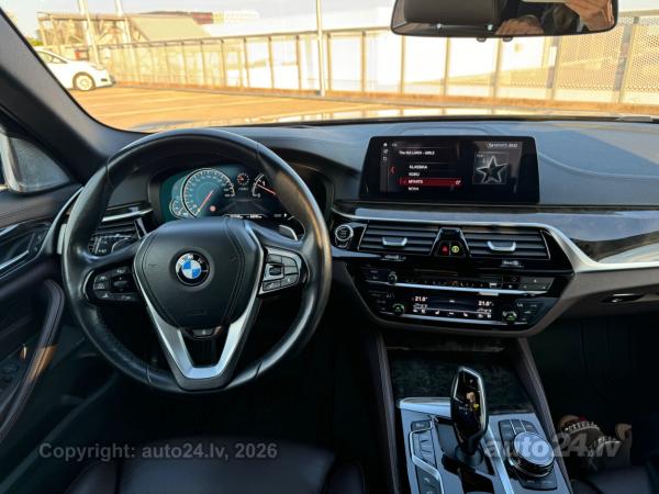Grey BMW 5 Series 2016 in Tallinn, with an engine capacity of 3.00 L and mileage of 173 thousand km for 25000 €, photo 5 on AUTOMOTO.COM.LV
