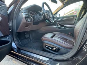 Pelēks BMW 5 Series 2016 Tallina, ar dzinēja tilpumu 3.00 L un nobraukumu 173 tūkst. km par 25000 €, foto 8 vietnē AUTOMOTO.COM.LV