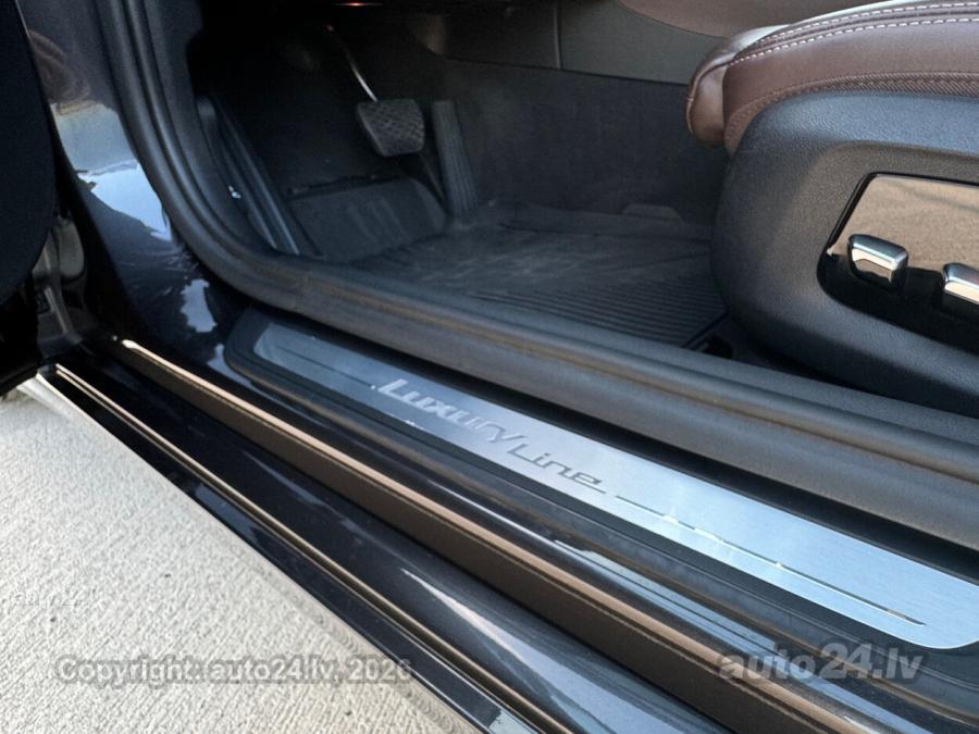 Pelēks BMW 5 Series 2016 Tallina, ar dzinēja tilpumu 3.00 L un nobraukumu 173 tūkst. km par 25000 €, foto 10 vietnē AUTOMOTO.COM.LV