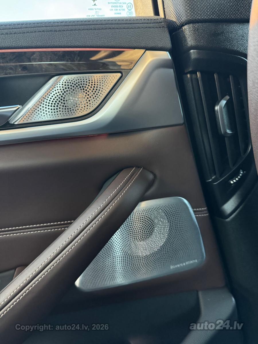 Pelēks BMW 5 Series 2016 Tallina, ar dzinēja tilpumu 3.00 L un nobraukumu 173 tūkst. km par 25000 €, foto 15 vietnē AUTOMOTO.COM.LV