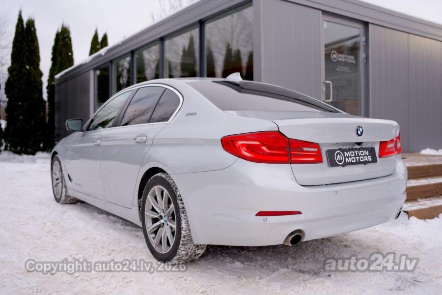 Pelēks BMW 5 Series 2017 Tallina, ar dzinēja tilpumu 2.00 L un nobraukumu 129 tūkst. km par 20490 €, foto 2 vietnē AUTOMOTO.COM.LV