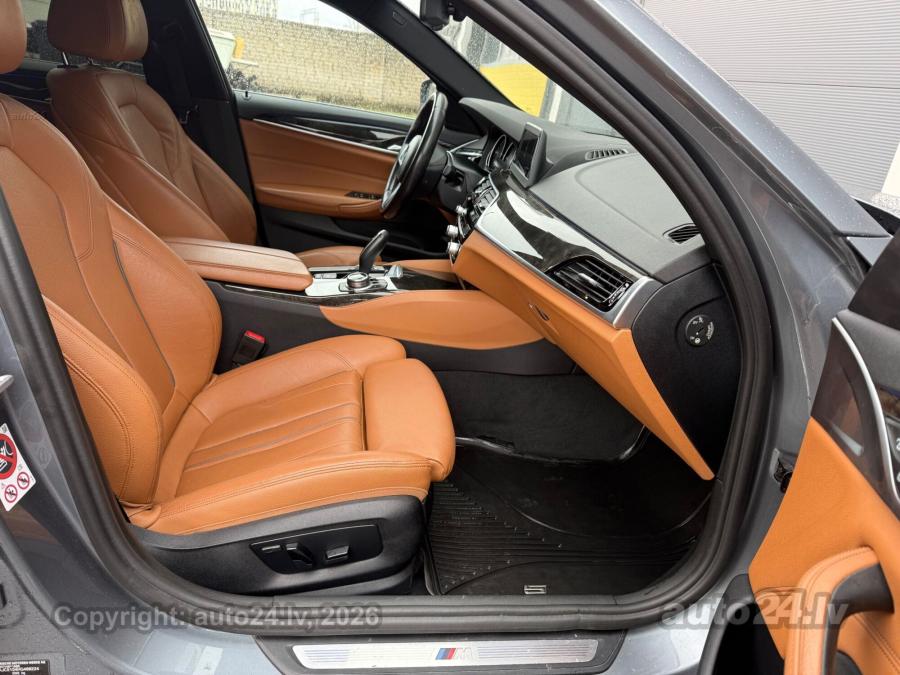 Pelēks BMW 5 Series 2017 Tallina, ar dzinēja tilpumu 2.00 L un nobraukumu 195 tūkst. km par 19900 €, foto 8 vietnē AUTOMOTO.COM.LV