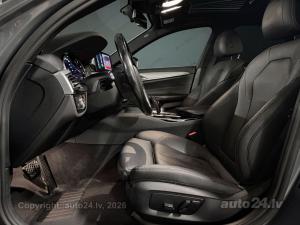 Pelēks BMW 5 Series 2017 Tallina, ar dzinēja tilpumu 3.00 L un nobraukumu 216 tūkst. km par 19990 €, foto 4 vietnē AUTOMOTO.COM.LV