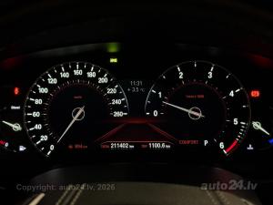 Pelēks BMW 5 Series 2017 Tallina, ar dzinēja tilpumu 3.00 L un nobraukumu 216 tūkst. km par 19990 €, foto 22 vietnē AUTOMOTO.COM.LV