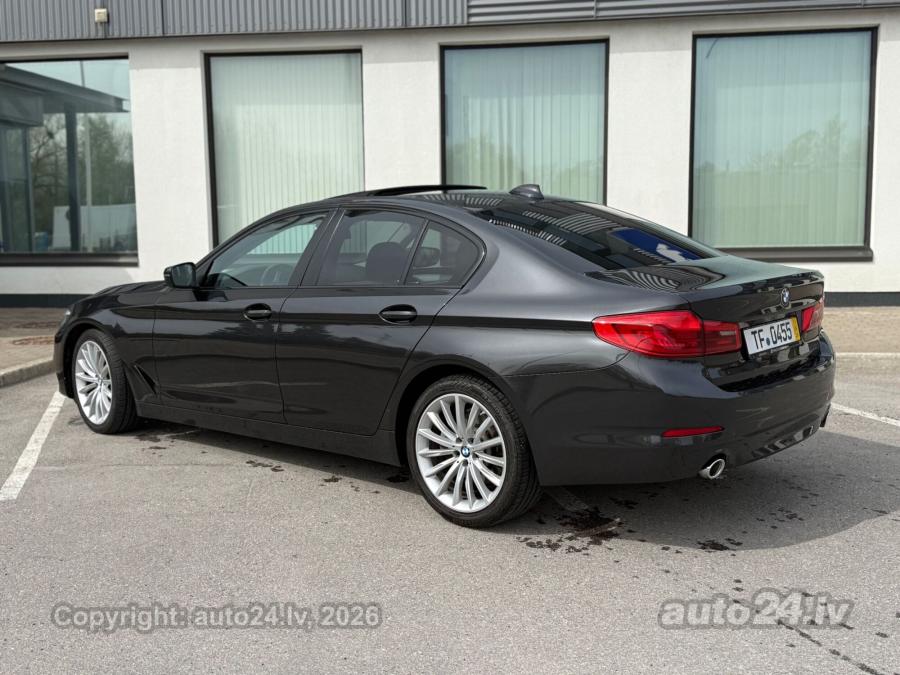 Grey BMW 5 Series 2017 in Tallinn, with an engine capacity of 2.00 L and mileage of 108 thousand km for 20990 €, photo 4 on AUTOMOTO.COM.LV