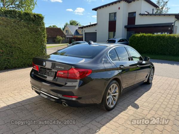 Grey BMW 5 Series 2017 in Parnu, with an engine capacity of 2.00 L and mileage of 156 thousand km for 16900 €, photo 3 on AUTOMOTO.COM.LV
