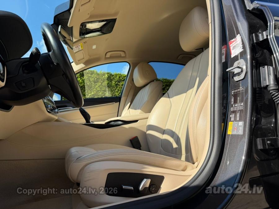 Pelēks BMW 5 Series 2017 Pērnava, ar dzinēja tilpumu 2.00 L un nobraukumu 156 tūkst. km par 16900 €, foto 11 vietnē AUTOMOTO.COM.LV
