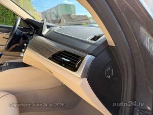 Pelēks BMW 5 Series 2017 Pērnava, ar dzinēja tilpumu 2.00 L un nobraukumu 156 tūkst. km par 16900 €, foto 18 vietnē AUTOMOTO.COM.LV