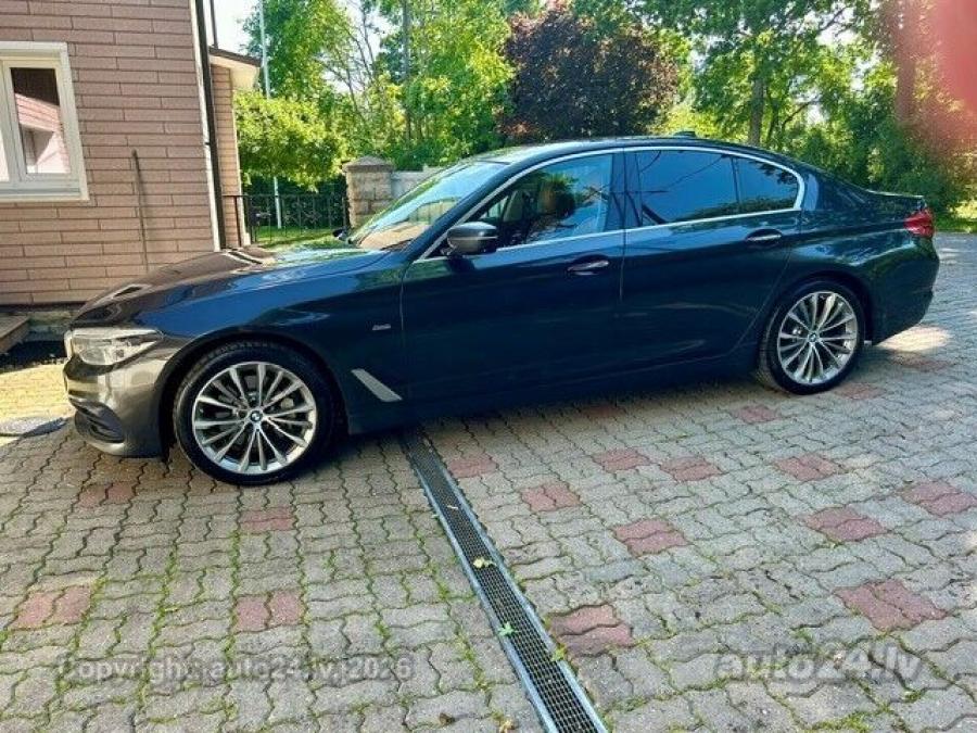 Pelēks BMW 5 Series 2017 Tallina, ar dzinēja tilpumu 3.00 L un nobraukumu 236 tūkst. km par 17900 €, foto 5 vietnē AUTOMOTO.COM.LV