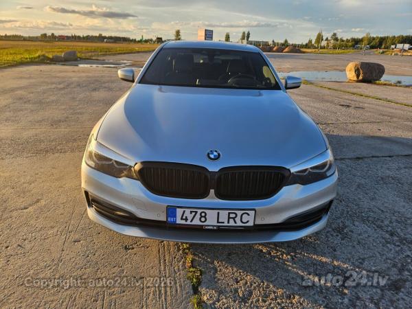 Pelēks BMW 5 Series 2017 Tallina, ar dzinēja tilpumu 3.00 L un nobraukumu 165 tūkst. km par 22000 €, foto 1 vietnē AUTOMOTO.COM.LV