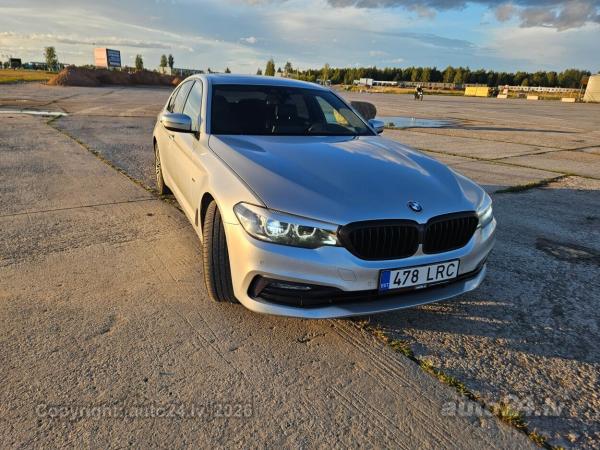Pelēks BMW 5 Series 2017 Tallina, ar dzinēja tilpumu 3.00 L un nobraukumu 165 tūkst. km par 22000 €, foto 2 vietnē AUTOMOTO.COM.LV