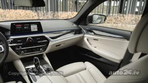 Grey BMW 5 Series 2017 in Tartu, with an engine capacity of 2.00 L and mileage of 182 thousand km for 24990 €, photo 14 on AUTOMOTO.COM.LV