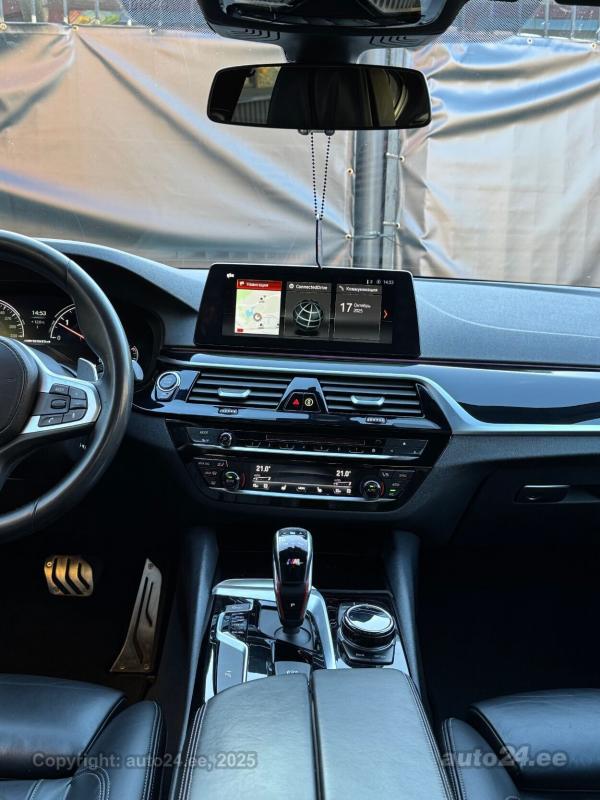 Pelēks BMW 5 Series 2018 Tallina, ar dzinēja tilpumu 3.00 L un nobraukumu 212 tūkst. km par 29900 €, foto 11 vietnē AUTOMOTO.COM.LV