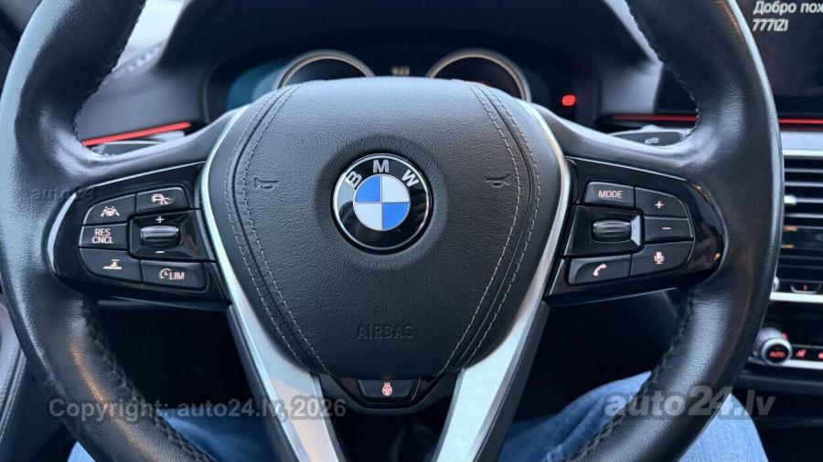 Pelēks BMW 5 Series 2018 Narva, ar dzinēja tilpumu 3.00 L un nobraukumu 180 tūkst. km par 25000 €, foto 5 vietnē AUTOMOTO.COM.LV