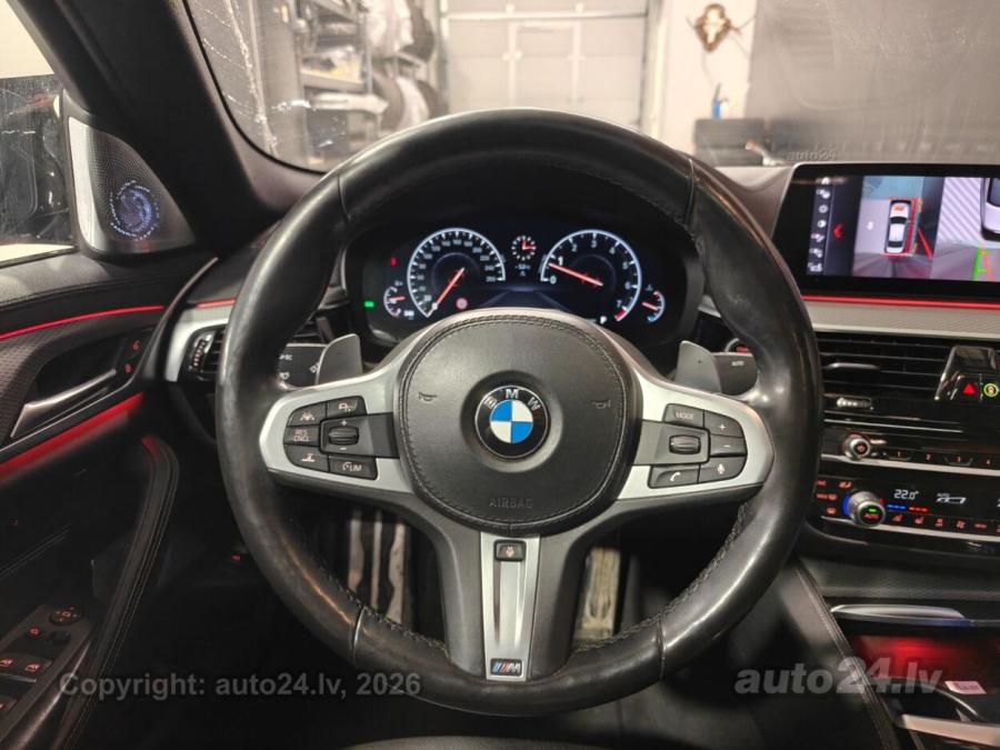 Pelēks BMW 5 Series 2018 Pērnava, ar dzinēja tilpumu 3.00 L un nobraukumu 265 tūkst. km par 21990 €, foto 7 vietnē AUTOMOTO.COM.LV
