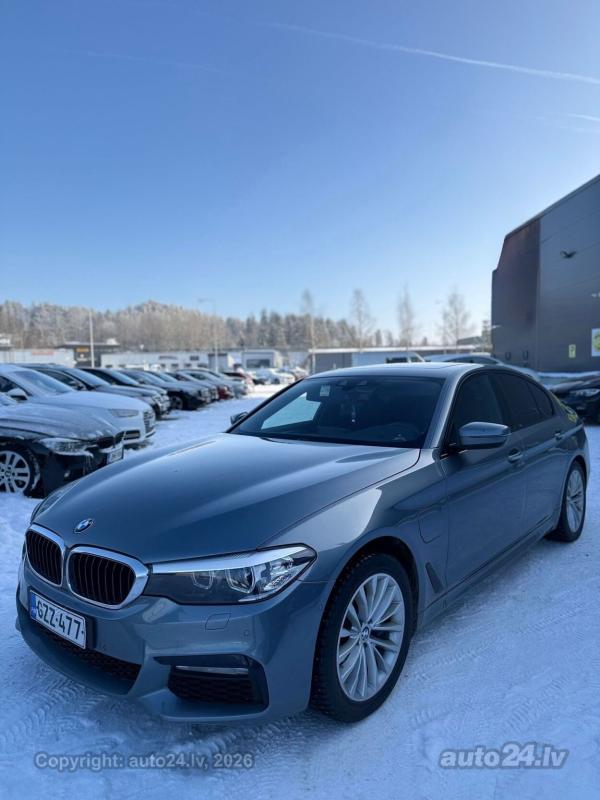 Grey BMW 5 Series 2018 in Tallinn, with an engine capacity of 2.00 L and mileage of 246 thousand km for 16490 €, photo 1 on AUTOMOTO.COM.LV