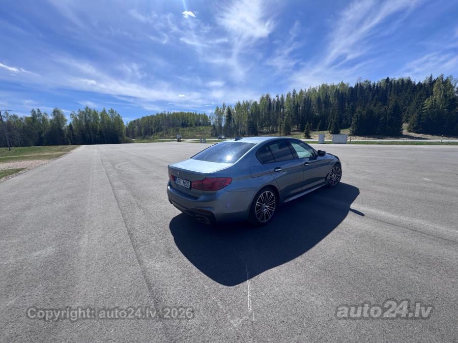Grey BMW 5 Series 2018 in Tallinn, with an engine capacity of 2.00 L and mileage of 105 thousand km for 31000 €, photo 5 on AUTOMOTO.COM.LV