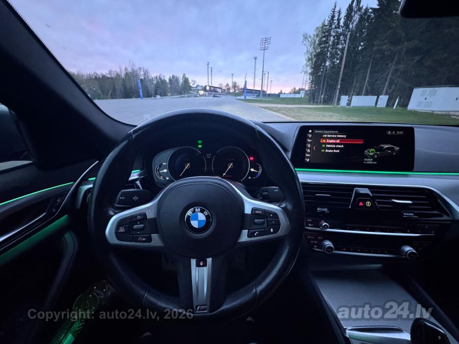 Grey BMW 5 Series 2018 in Tallinn, with an engine capacity of 2.00 L and mileage of 105 thousand km for 31000 €, photo 11 on AUTOMOTO.COM.LV